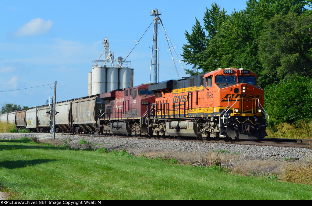 BNSF 6695